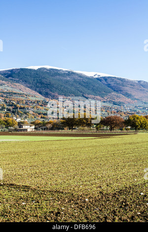 Monte Subasio (Mount Subasio). Assisi, Province of Perugia, Italy Stock ...