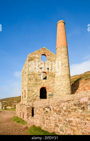 Ruins at Wheal Coates tin mine, near St. Agnes, North Coast of Cornwall ...