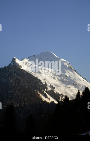 Pointe De Nyon beneath the summit of The Pointe D'Angolon Morzine ...