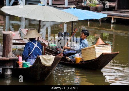 Boats at the floating market, Ancient Siam near Bangkok Stock Photo - Alamy