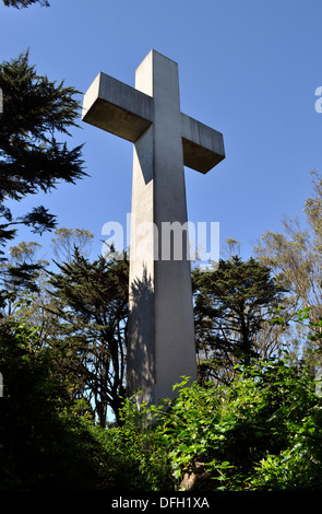 Mount Davidson Cross, San Francisco, California, USA Stock Photo - Alamy
