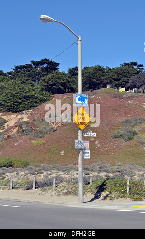 Tsunami Hazard Zone sign at Ocean Institute, Dana Point, California ...