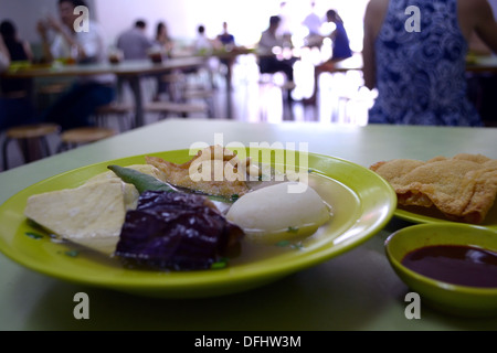 Yong tau foo, niang dou fu Stock Photo - Alamy