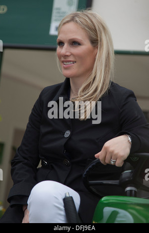 ZARA PHILLIPS Stock Photo - Alamy