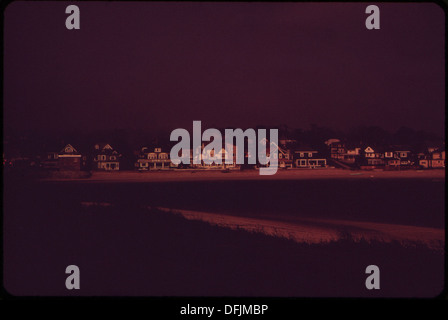 HOUSE ON FIRE. POINT INDEPENDENCE ON BUZZARDS BAY AT ONSET Stock Photo ...