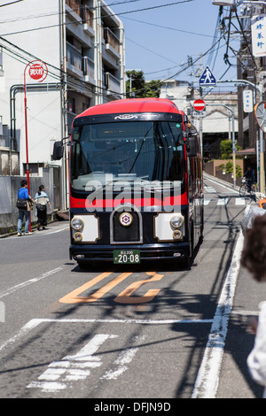 Japanese Bus stop Stock Photo - Alamy