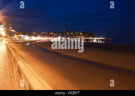Scarborough beach seafront at night Stock Photo - Alamy