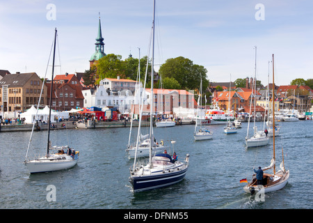 Sailing boats on the Schlei in front of Gut Stubbe, Schleswig-Holstein ...