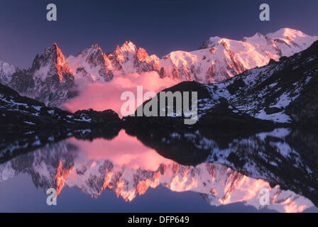 Lac Blanc in the Chamonix valley Stock Photo: 20445027 - Alamy