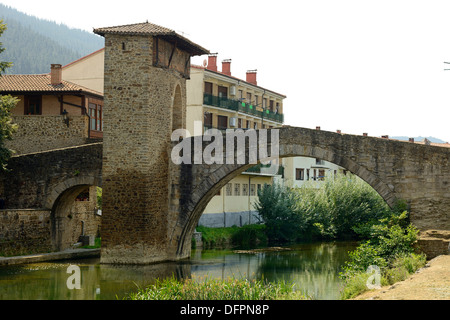 Cadagua river and Old Bridge of Balmaseda, Biscay, Basque Country ...