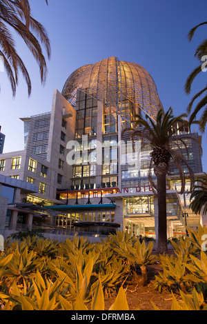 New San Diego Public Library Stock Photo - Alamy