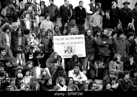 People gather for an impromptu vigil at the Lincoln Memorial after ...