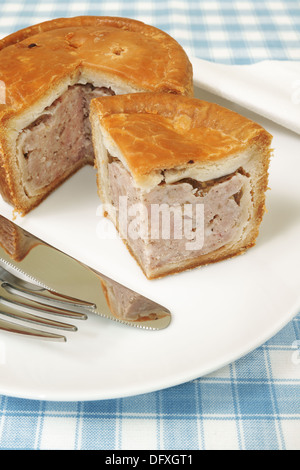 Traditional style pork pie Stock Photo - Alamy