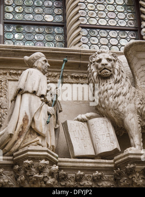 Doge Francesco Foscari (r1423-1457) kneeling before the Lion of St ...