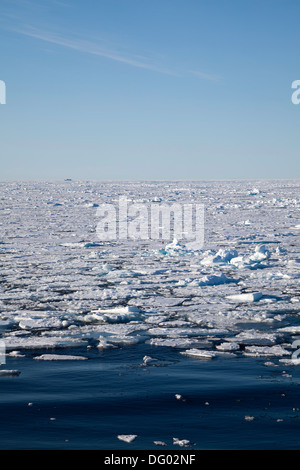 Light pack ice above the 80th parallel, Norwegian Arctic Stock Photo ...