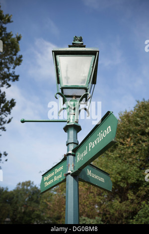 Signpost in Royal Park Stock Photo - Alamy