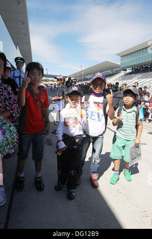 Suzuka, Japan. 11th October 2013. Japanese Formula One fans during the ...