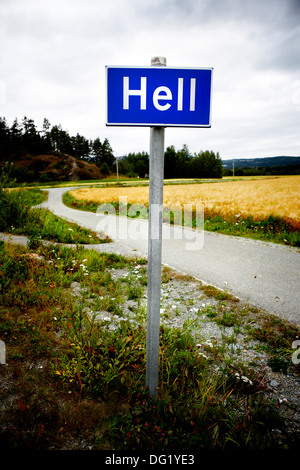 Road to Hell. Sign. Funny. Norway Stock Photo - Alamy