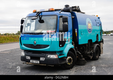 A Schmidt road sweeper on a Renault 240 7.5 tonne body Stock Photo - Alamy