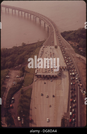 The Tappan Zee Bridge spans the Hudson River at Nyack, New York. It is ...