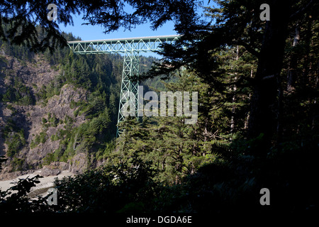 Thomas Creek Bridge on US Route 101 north of Brookings, Oregon, is a ...