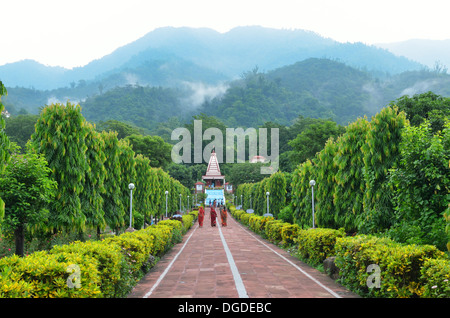 Temple, Swarg Ashram, Rishikesh, Uttarakhand, India Stock Photo - Alamy