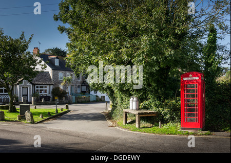 crantock village square,cornwall,england,uk Stock Photo - Alamy