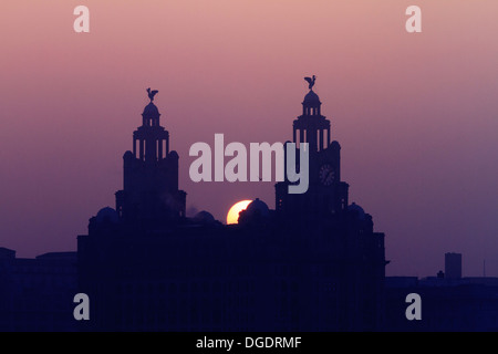 Liver buildings Liverpool sunrise Stock Photo - Alamy