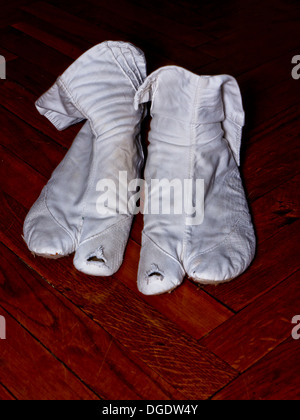 Used Japanese tabi Stock Photo - Alamy