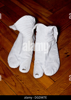 Used Japanese tabi Stock Photo - Alamy