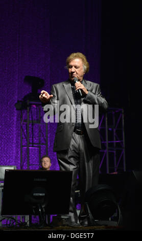 Norfolk, Virginia, USA. 17th Oct, 2013. BILL GAITHER, MARK LOWRY, DAVID ...