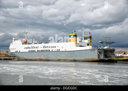 Cobelfret Ferry Melusine on the river Thames, arriving at Purfleet ...