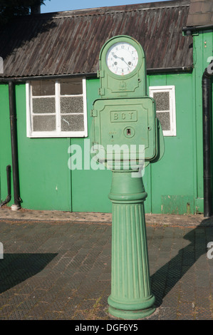 Scenes from the approach to Kidderminster railway station Stock Photo ...