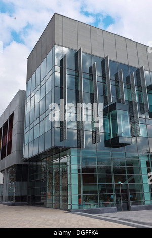 Alan Gilbert Learning Commons building, Manchester University campus ...