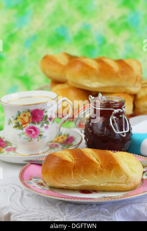 Tea, buns with jam Stock Photo - Alamy