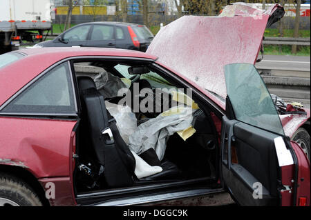Fatal traffic accident on Autobahn, firefighters covering dead person ...