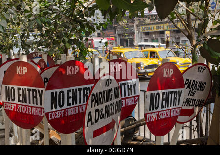 Traffic road signs,India Stock Photo - Alamy