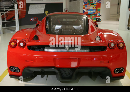 Ferrari Enzo 2002 V12 5999cc Stock Photo - Alamy