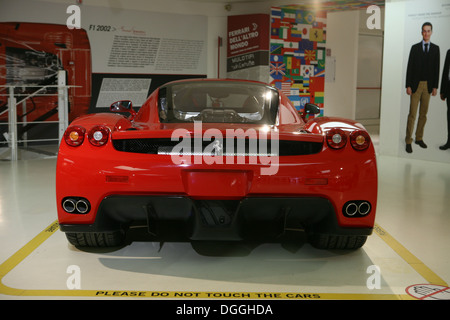 Ferrari Enzo 2002 V12 5999cc Stock Photo - Alamy