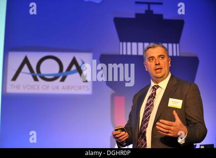 Stewart Wingate CEO of Gatwick makes his case for Gatwick to get an ...