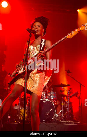 Shingai Shoniwa, singer and bassist of the British band "Noisettes ...