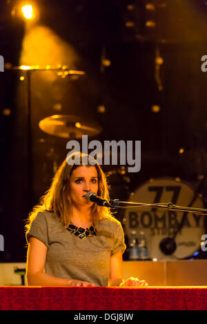 The Swiss singer and songwriter Lina Button live at the Schüür Lucerne ...