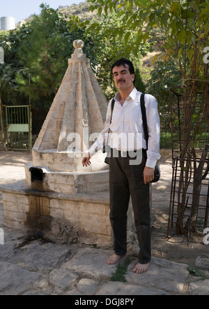 Yazidi Man In The Temple City Of Lalesh, Kurdistan, Iraq Stock Photo ...