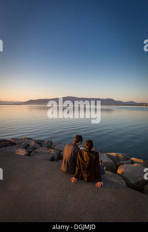 People enjoying the Midnight Sun, Reykjavik, Iceland Stock Photo - Alamy