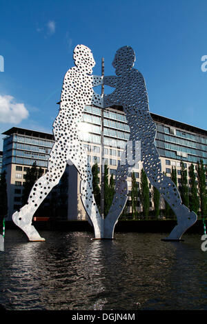 molecule man, monumental art, molecule men, monumental arts Stock Photo ...