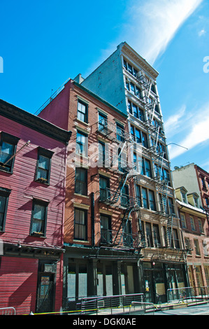 old tenement building NYC Stock Photo - Alamy