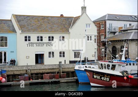 The Ship Inn Weymouth Stock Photo - Alamy
