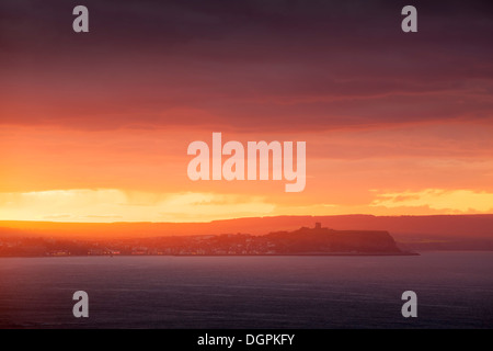 Sunset over Scarborough, North Yorkshire Stock Photo - Alamy