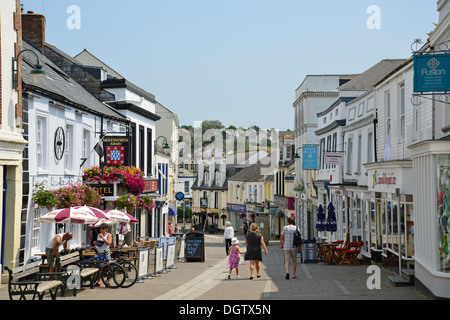 Wadebridge town centre high street shopping north cornwall west country ...