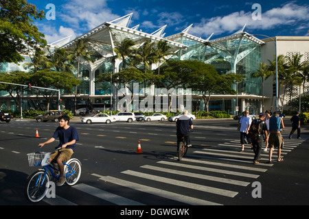 Hawaiian Convention Center, Honolulu, Hawai'i, USA Stock Photo - Alamy
